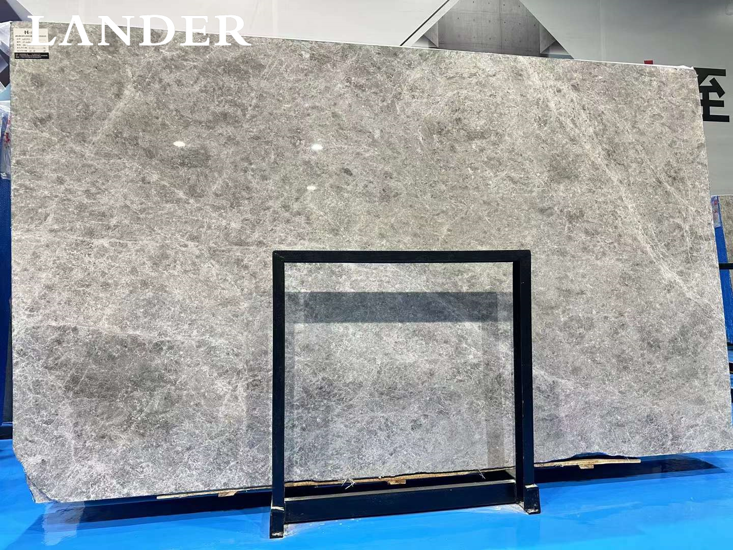 Tunda Grey Marble Slab - LanderStone