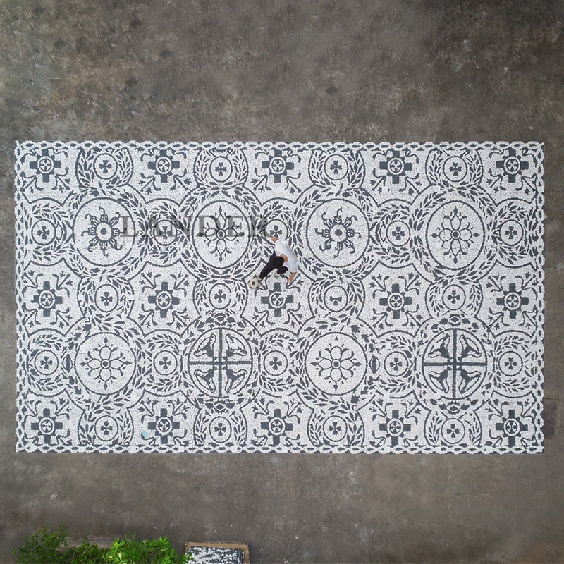 Pebble Stone Medallion - LanderStone